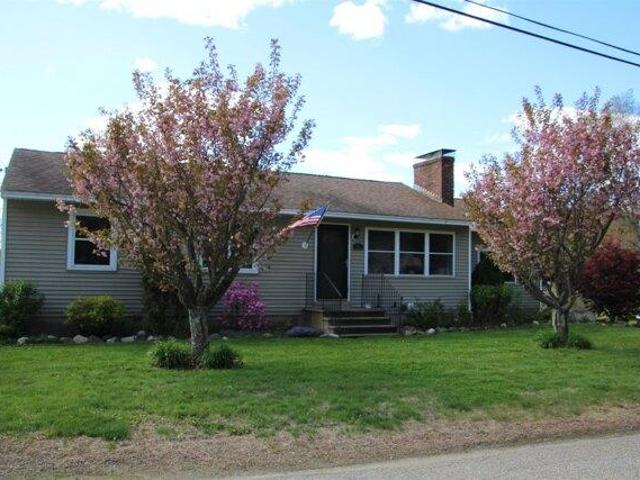 house with 3 bedroom, Hooksett NH DS104234606