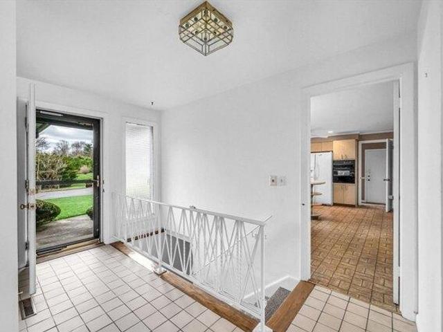 house with 3 bedroom, Holyoke MA DLS102313206