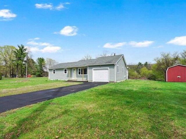 house with 3 bedroom, Holyoke MA DS102960453