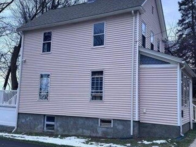 house with 3 bedroom, Holyoke MA ES102960602