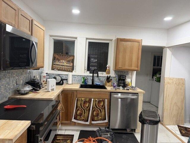 house with 3 bedroom, Holbrook MA DS102342770