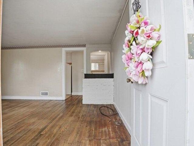 house with 3 bedroom, Holbrook MA ES103019418