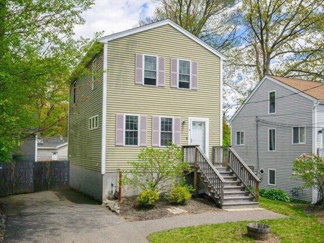 house with 3 bedroom, Holbrook MA ES103038121