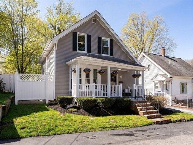 house with 3 bedroom, Holbrook MA ES103436314