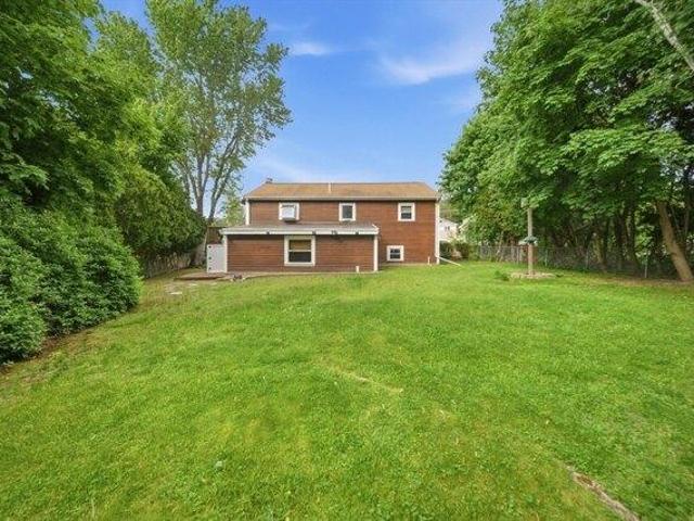 house with 3 bedroom, Holbrook MA ES103666631