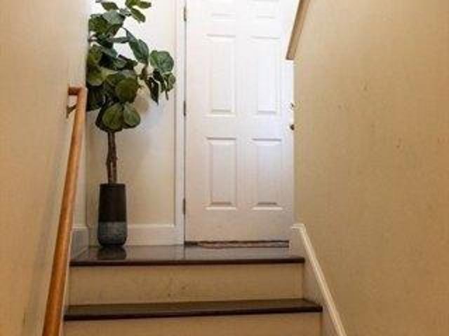 house with 3 bedroom, Holbrook MA ES103887089
