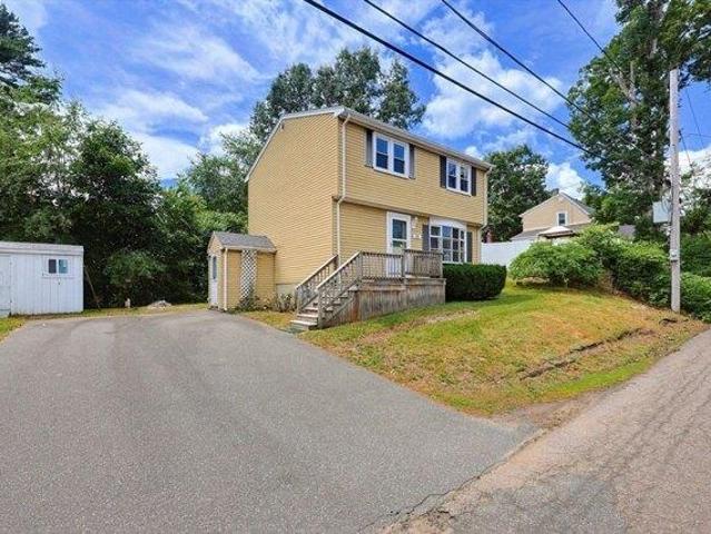 house with 3 bedroom, Holbrook MA ES105124982