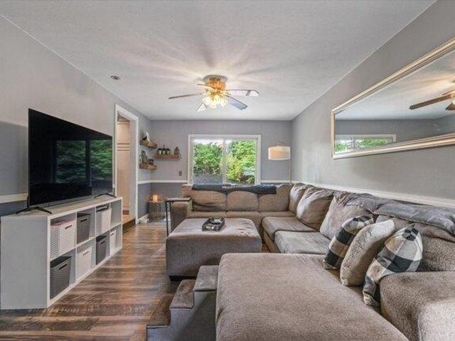 house with 3 bedroom, Holden MA ES104920169