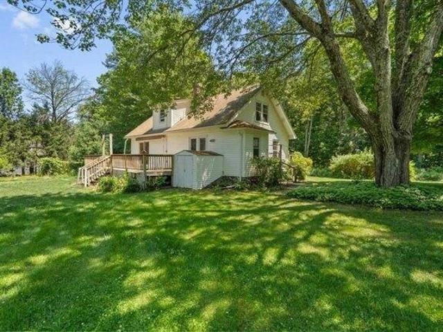 house with 3 bedroom, Holden MA ES104151750