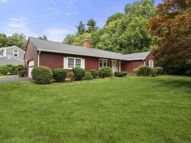 house with 3 bedroom, Holden MA ES105114292