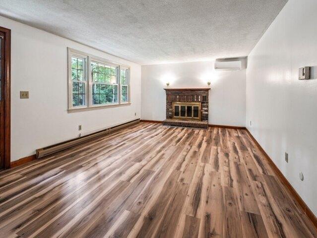 house with 3 bedroom, Holland MA ES104443361