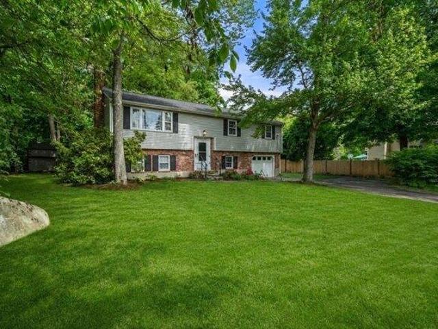 house with 3 bedroom, Holliston MA DS103126885