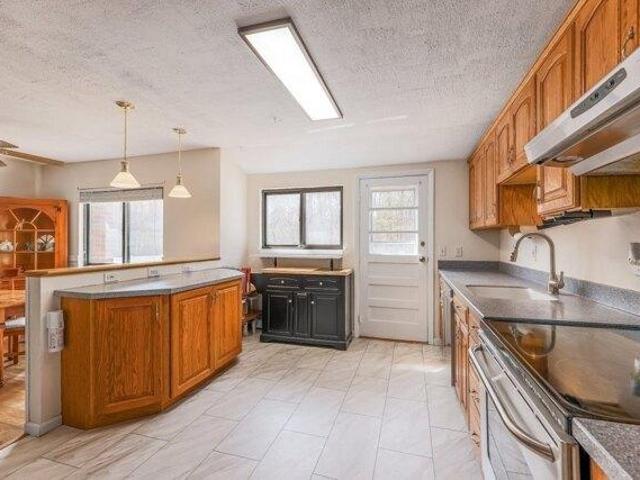 house with 3 bedroom, Holliston MA ES102961976