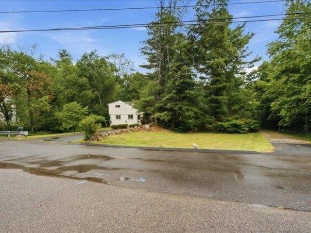 house with 3 bedroom, Holliston MA ES103433044