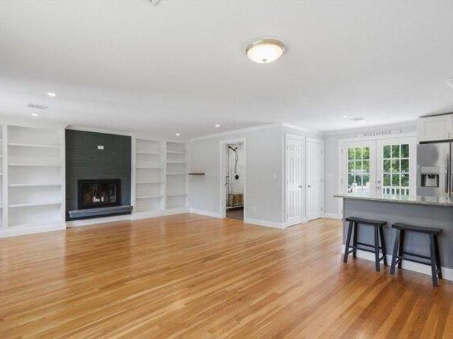 house with 3 bedroom, Holliston MA ES104787843