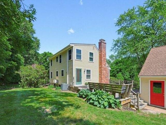 house with 3 bedroom, Holliston MA ES104007700