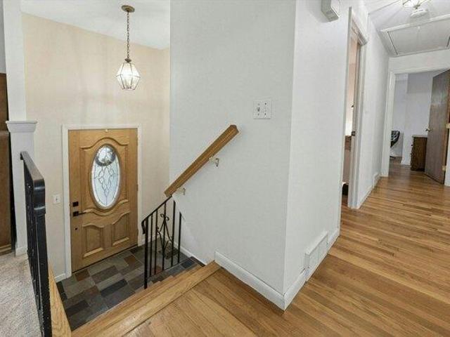 house with 3 bedroom, Holliston MA ES105229108
