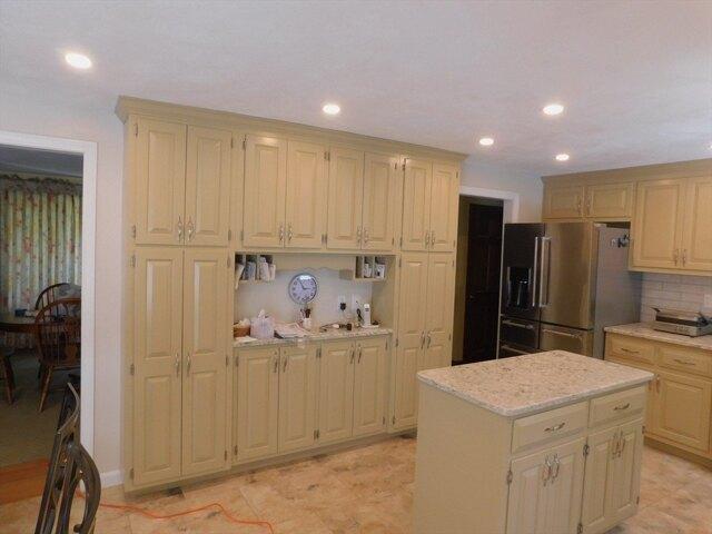 house with 3 bedroom, Holliston MA ES105240934
