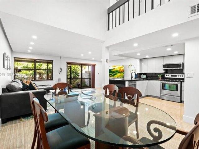 house with 3 bedroom, Hollywood FL ES104900814