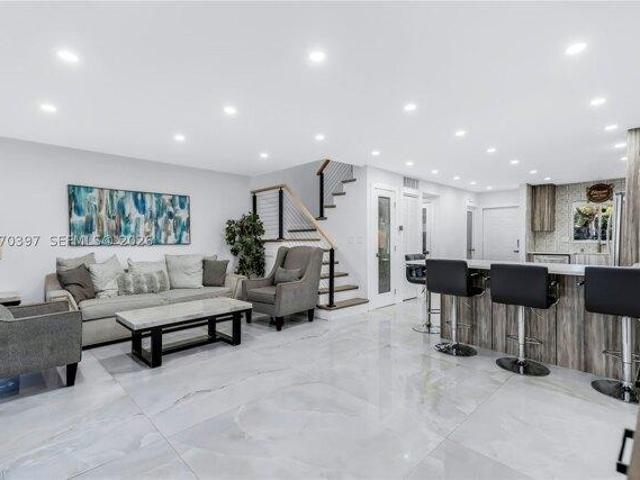 house with 3 bedroom, Hollywood FL ES104900176