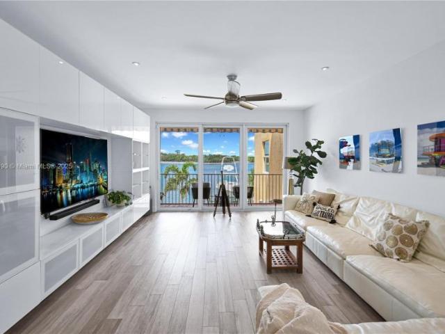 house with 3 bedroom, Hollywood Fl FL DS102396777