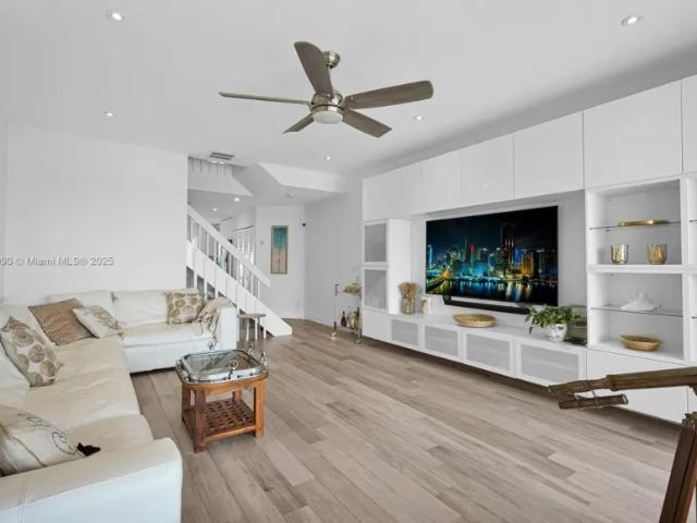 house with 3 bedroom, Hollywood FL FL ES102715888
