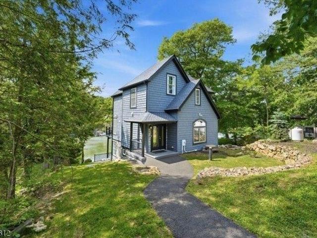 house with 3 bedroom, Hopatcong NJ ES104441892