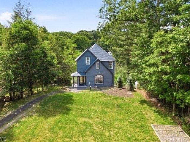 house with 3 bedroom, Hopatcong NJ ES104848571