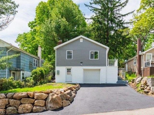 house with 3 bedroom, Hopatcong NJ ES104905153