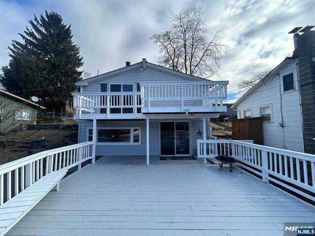 house with 3 bedroom, Hopatcong NJ ES105233183