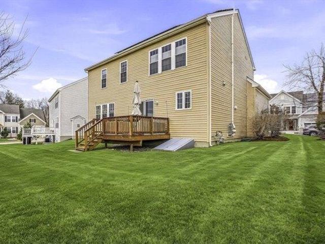 house with 3 bedroom, Hopkinton MA DS102370538