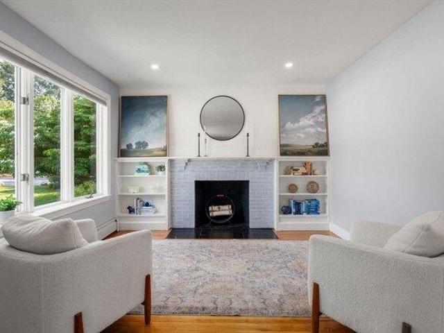 house with 3 bedroom, Hopkinton MA ES103887474