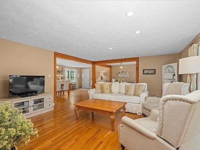 house with 3 bedroom, Hopkinton MA ES103162356