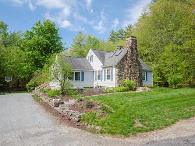 house with 3 bedroom, Hopkinton NH DS103126357