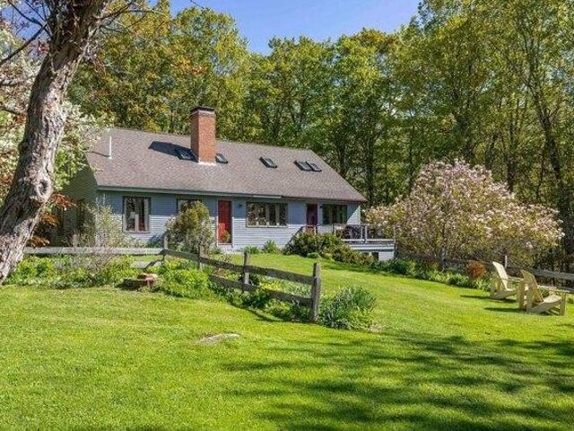 house with 3 bedroom, Hopkinton NH ES103188132