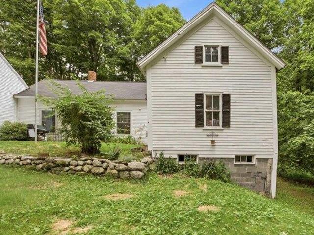 house with 3 bedroom, Hopkinton NH ES105106415