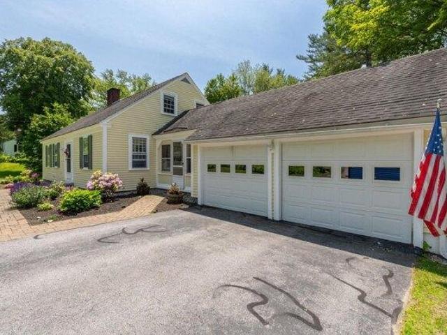 house with 3 bedroom, Hopkinton NH ES105193445