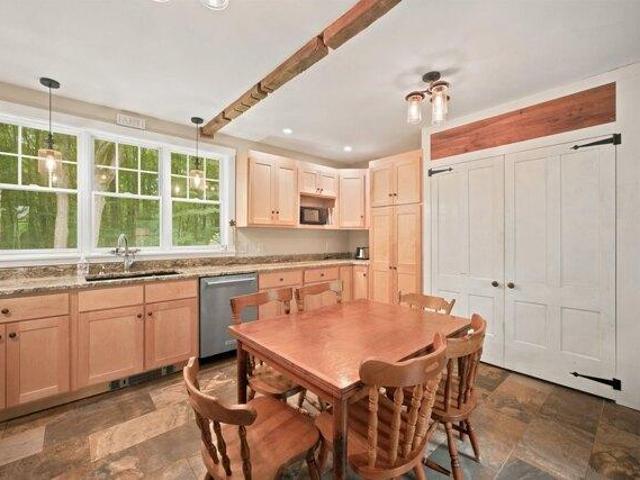house with 3 bedroom, Hopkinton NH ES105193044