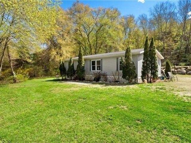 house with 3 bedroom, Hopkinton RI DS103885314