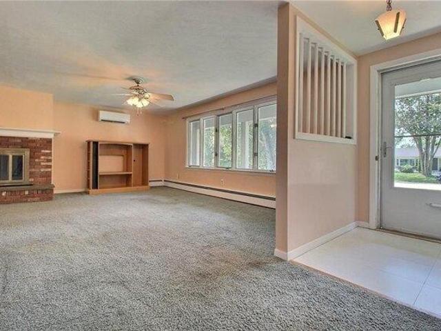 house with 3 bedroom, Hopkinton RI ES105106475