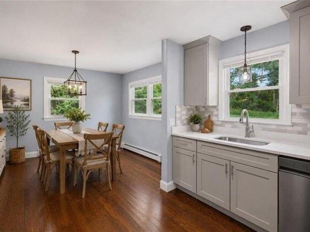 house with 3 bedroom, Hopkinton RI ES105229949