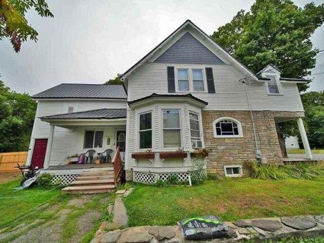 house with 3 bedroom, Houlton ME DS103666854
