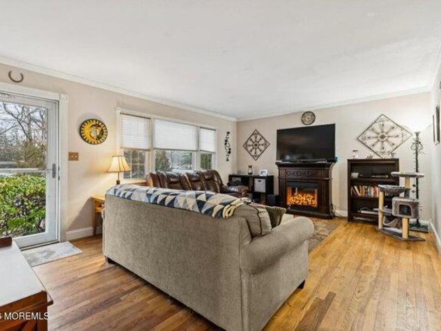 house with 3 bedroom, Howell NJ DLS102727760