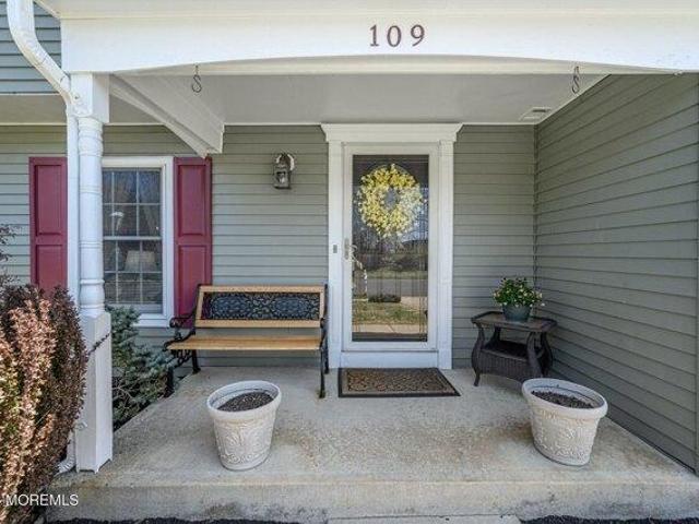 house with 3 bedroom, Howell NJ DLS102762620