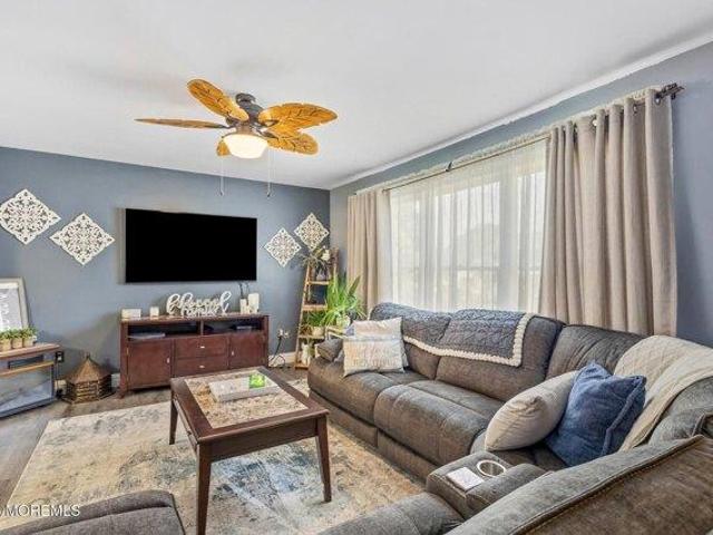 house with 3 bedroom, Howell NJ ES104444196
