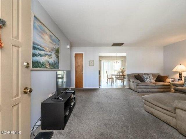 house with 3 bedroom, Howell NJ ES105190361