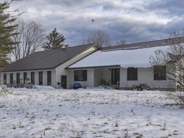 house with 3 bedroom, Howland ME DLS102725914