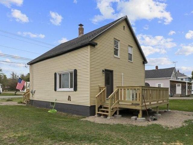 house with 3 bedroom, Howland ME ES104853468