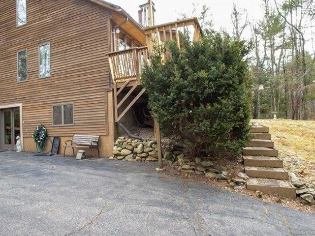 house with 3 bedroom, Hubbardston MA ES103037972
