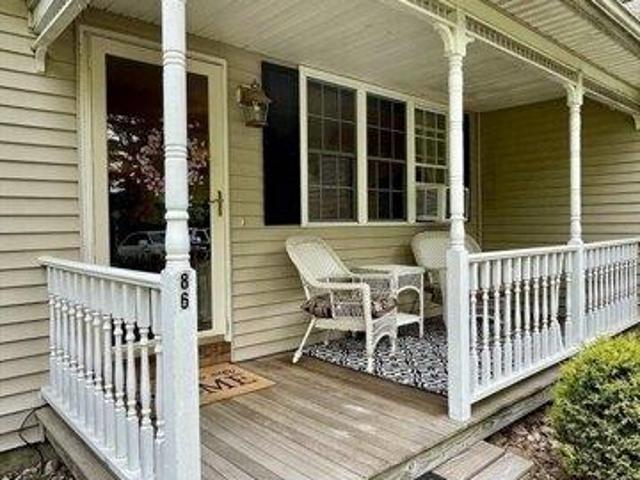 house with 3 bedroom, Hubbardston MA ES103548295